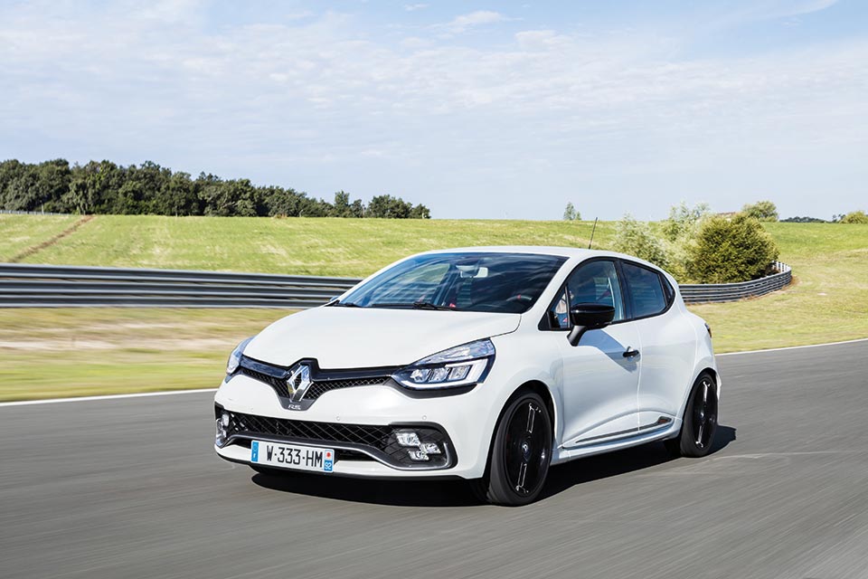 Renault Clio-RS-Trophy-_-4 (14) – Automais