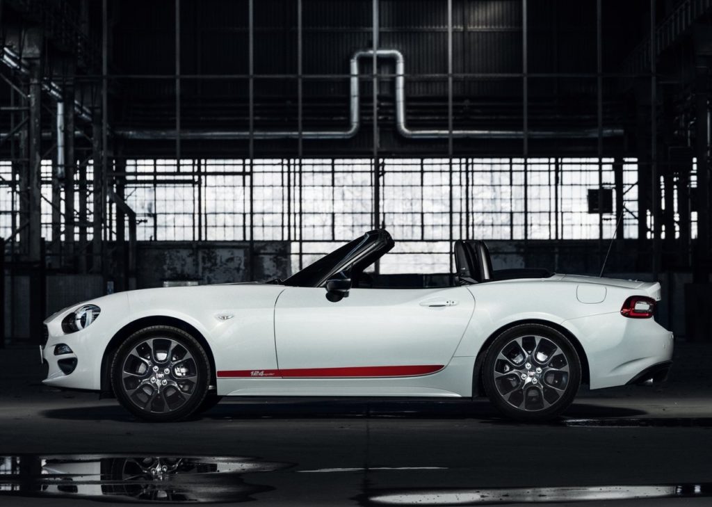 Fiat 124 Spider recebe versão S-Design | AutoSport