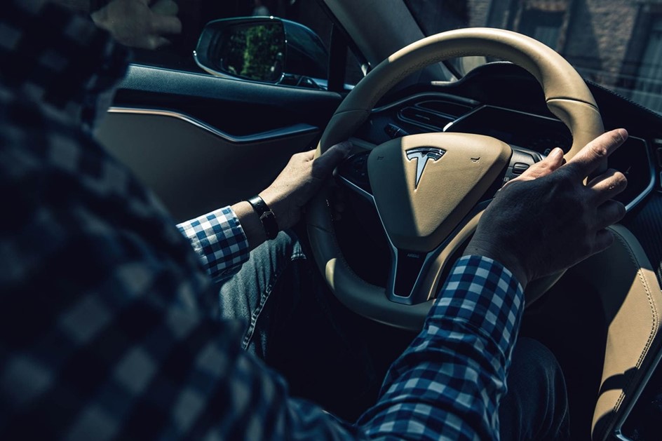 Atelier de design revela versão shooting brake do Tesla Model S | AutoSport